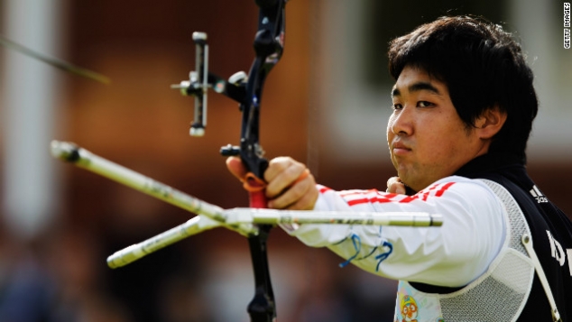 Blind archer posts first world record of London Olympics - FaveThing.com