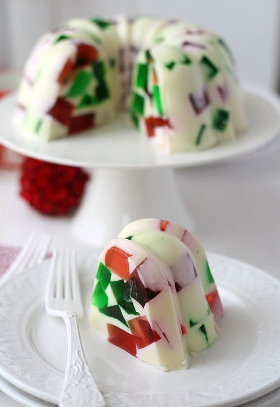 Christmas Jello - FaveThing.com