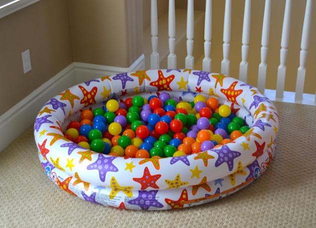 Playroom ideas - ball pit - FaveThing.com