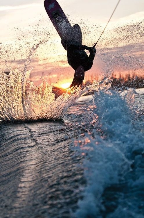 Wakeboard into the sunset [photo] - FaveThing.com