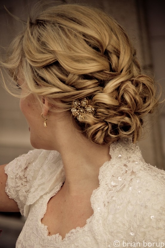 Wedding Upstyles & Updo's - FaveThing.com